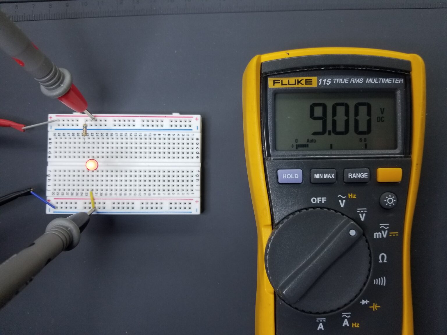 How to light an LED - BreadBoardCircuits.com