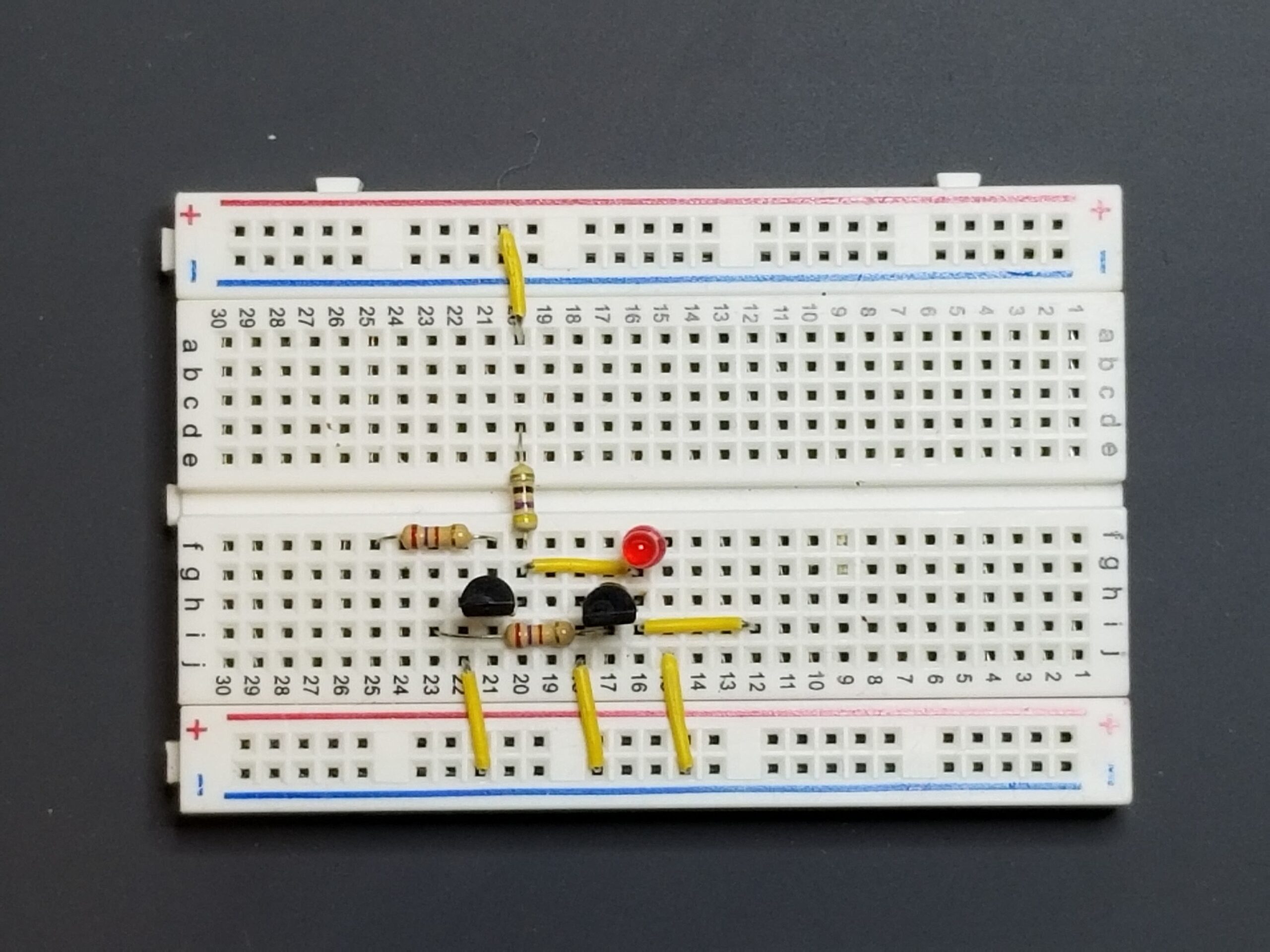 BJT Logic Gates - BreadBoardCircuits.com